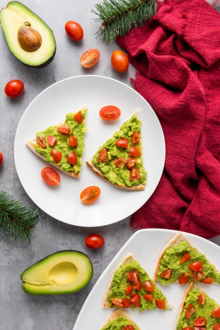 Festive Avocado Pita Tree Appetizers - Crazy For Couponing
